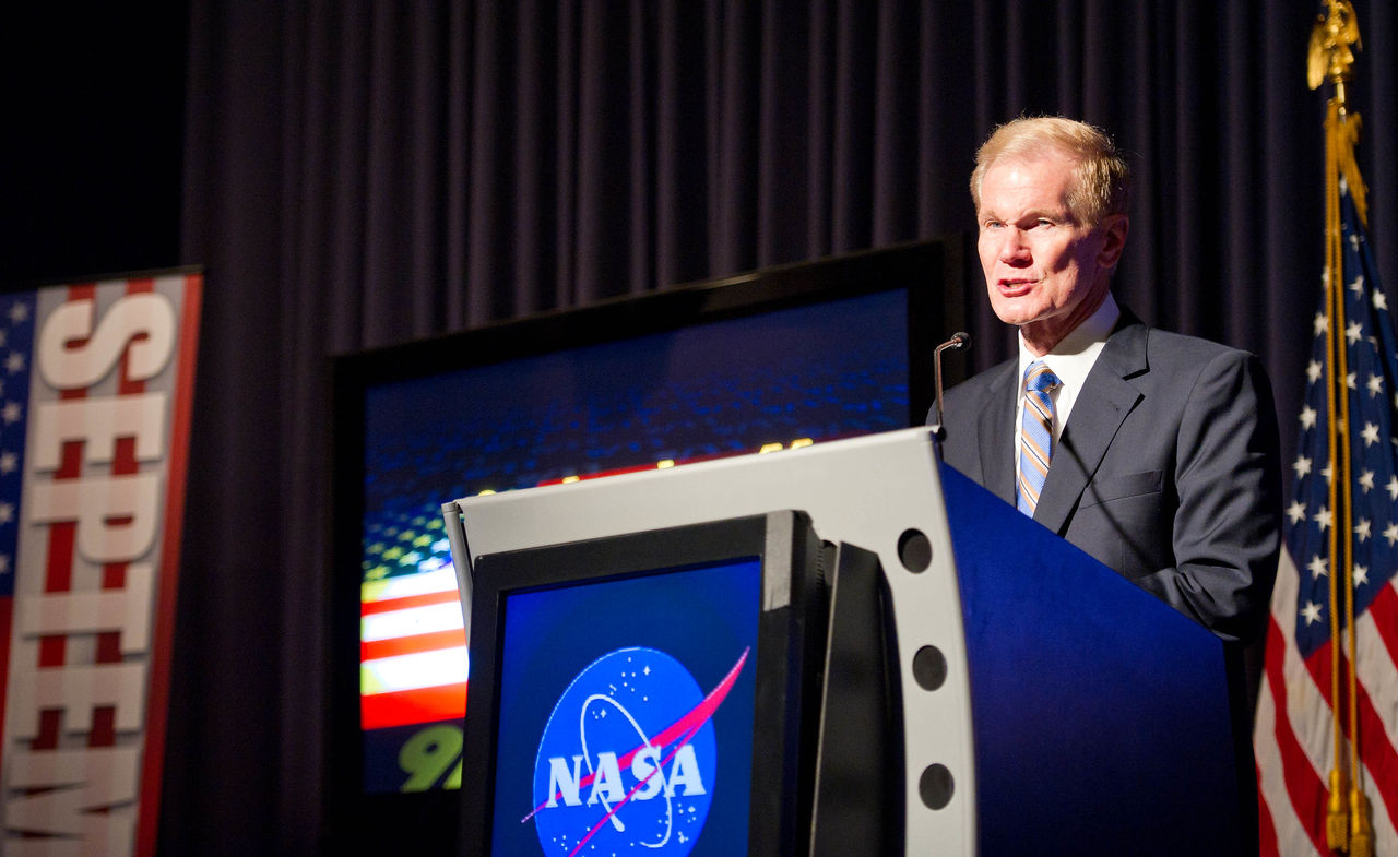 NASA Boss Bill Nelson Speaks About Extraterrestrial life and ...